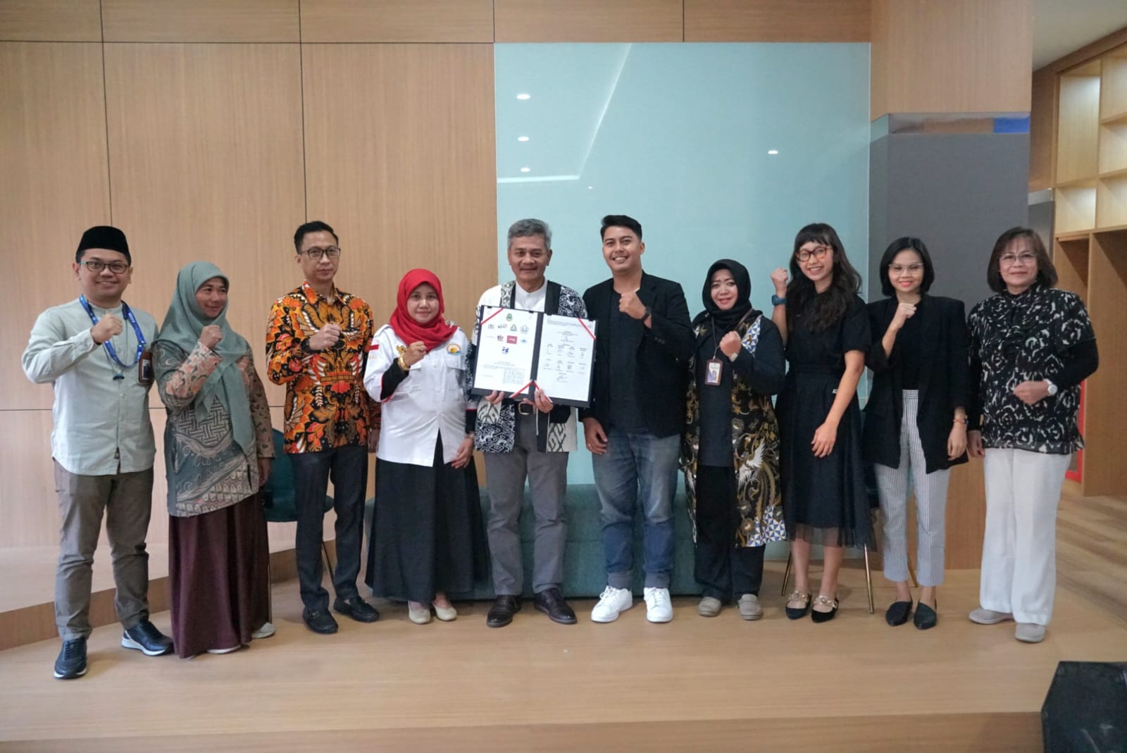 Peringati Hari UMKM Nasional 2024 Diskuk Jabar Luncurkan Ruang ...